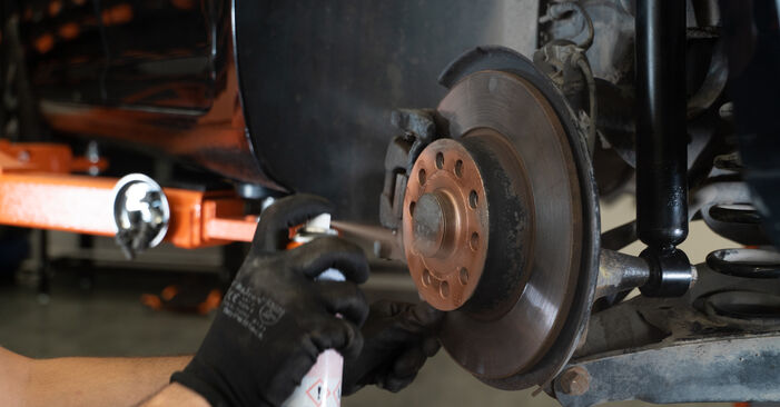 How to change rear shock absorbers on VW Jetta Mk6 (162, 163, AV3, AV2 ...