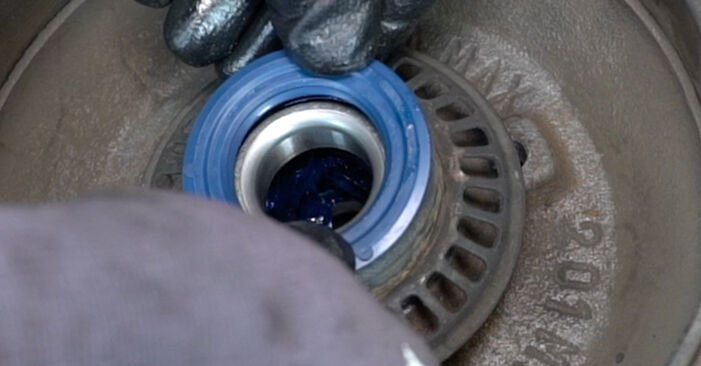 How to change rear wheel bearing on OPEL Corsa B Van (S93 ...