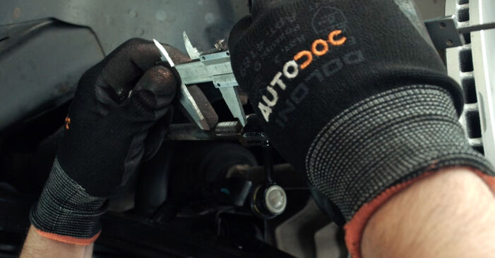 How to change track rod end on FORD Fiesta Mk5 Van – replacement guide