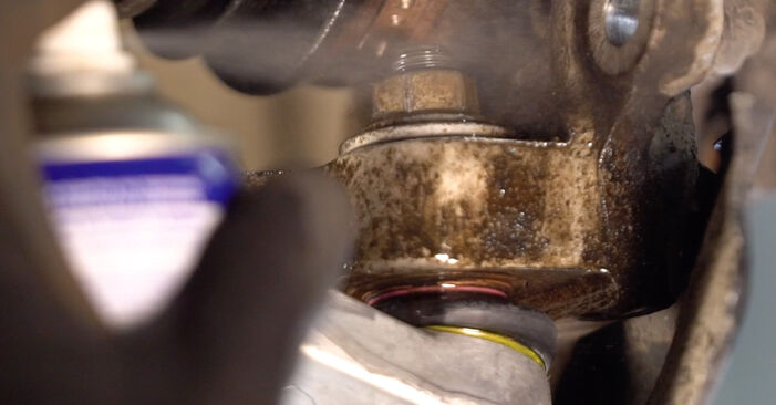 How to change front wheel bearing on AUDI A6 Allroad (4FH, C6 ...