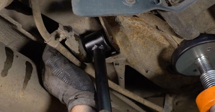 How to change rear suspension lower trailing arm on LEXUS RX (GYL1 ...