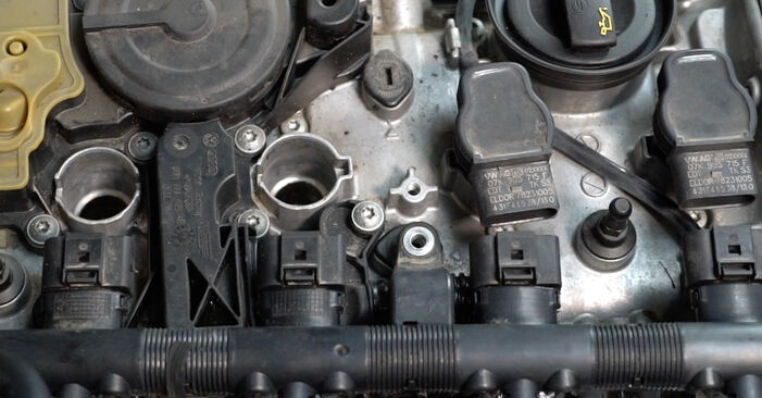 How to change spark plugs on AUDI Q5 (8RB) – replacement guide Q5 (8RB)