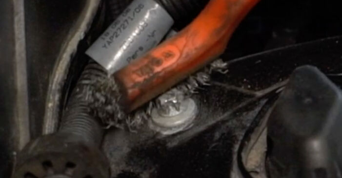 How to change front coil springs on MERCEDES-BENZ C-Class T-modell ...