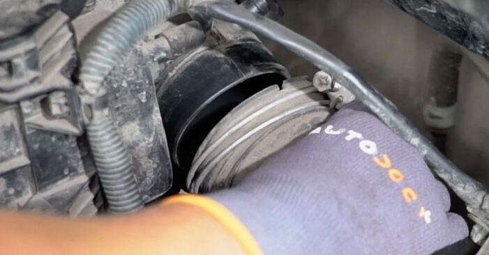 Comment changer : bougies d'allumage sur TOYOTA COROLLA Break (_E12J ...