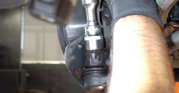 How to change track rod end on MERCEDES-BENZ CLK (C209) – replacement guide