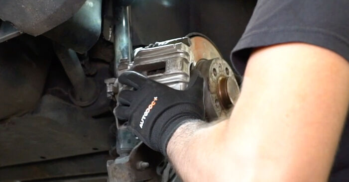 Cómo cambiar: sensor ABS de la parte trasera - VW Lupo (6X1, 6E1 ...