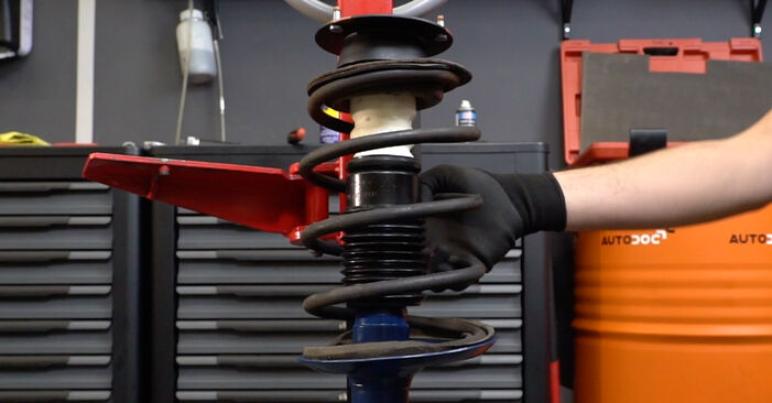 How to change front strut mount on BMW 3 Convertible (E36 ...