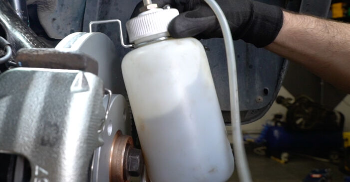 How to change front brake caliper on SEAT Exeo ST (3R5) – replacement ...