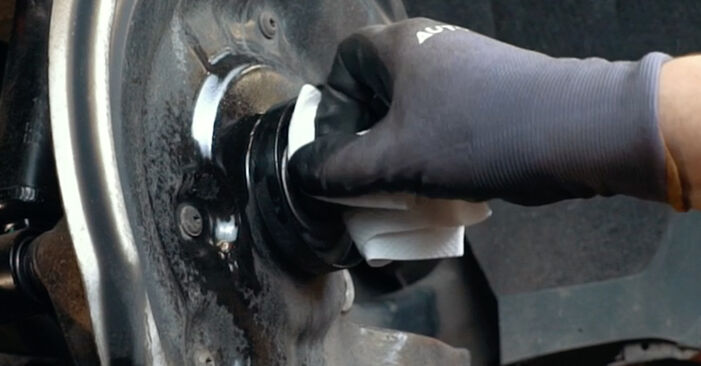 How to change rear wheel bearing on VW Jetta IV (162, 163, AV3, AV2 ...