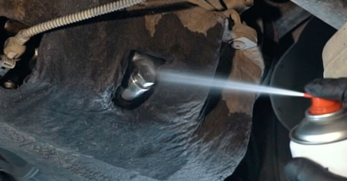 Comment changer : huile moteur et filtre huile sur VW California T6 ...