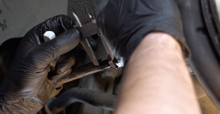 How to change track rod end on SKODA OCTAVIA (1Z3) – replacement guide