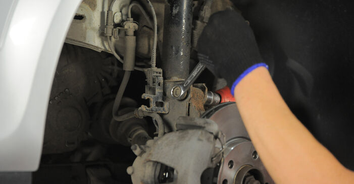 How to change front strut mount on VAUXHALL Astra Mk V (H) Estate (A04 ...