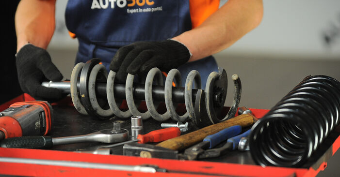 How to change front coil springs on MERCEDES-BENZ SLK (R170 ...