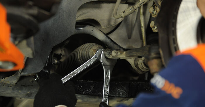 How to change track rod end on VW California T6 Minibus (SGC, SGG, SHC ...