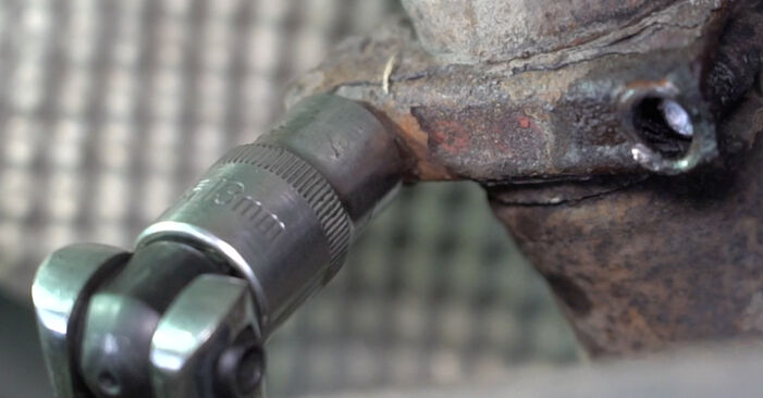 How to change rear silencer on NISSAN Note (E11, NE11) – replacement guide