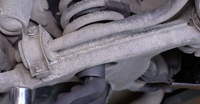 How to change front coil springs on Mercedes W124 – replacement guide