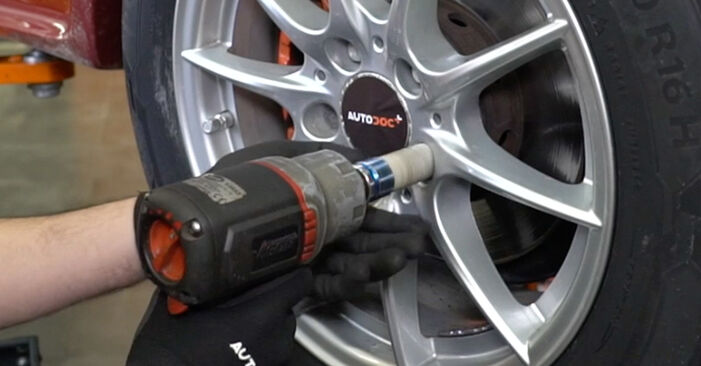 Kaip pakeisti MERCEDES-BENZ W124 Coupe (C124) pakabos statramstis ...