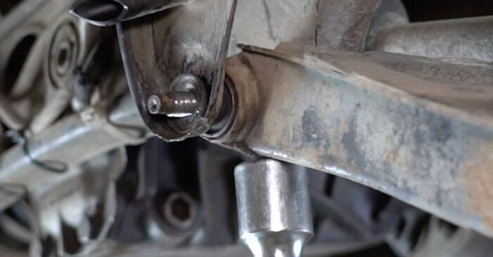 How to change rear coil springs on MERCEDES-BENZ W124 Estate (S124 ...