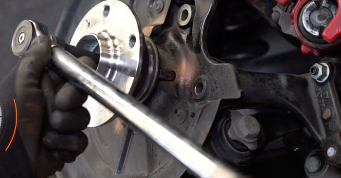 How to change rear wheel bearing on SKODA SUPERB Estate (3V5 ...