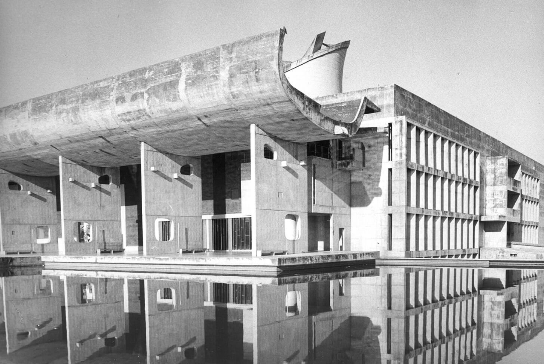 Palace of Assembly - CultureNow - Museum Without Walls