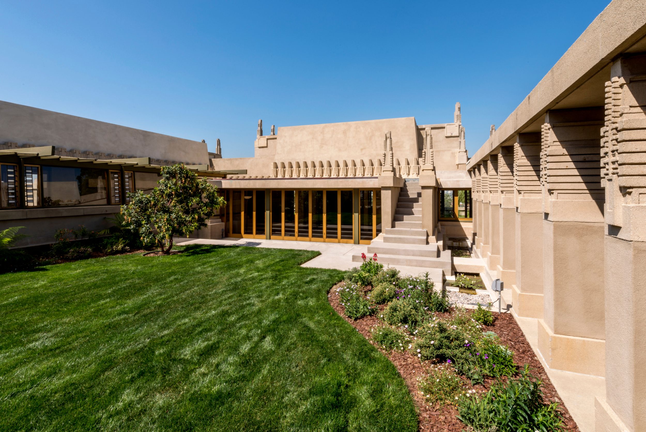 Barnsdall Art Park - CultureNow - Museum Without Walls