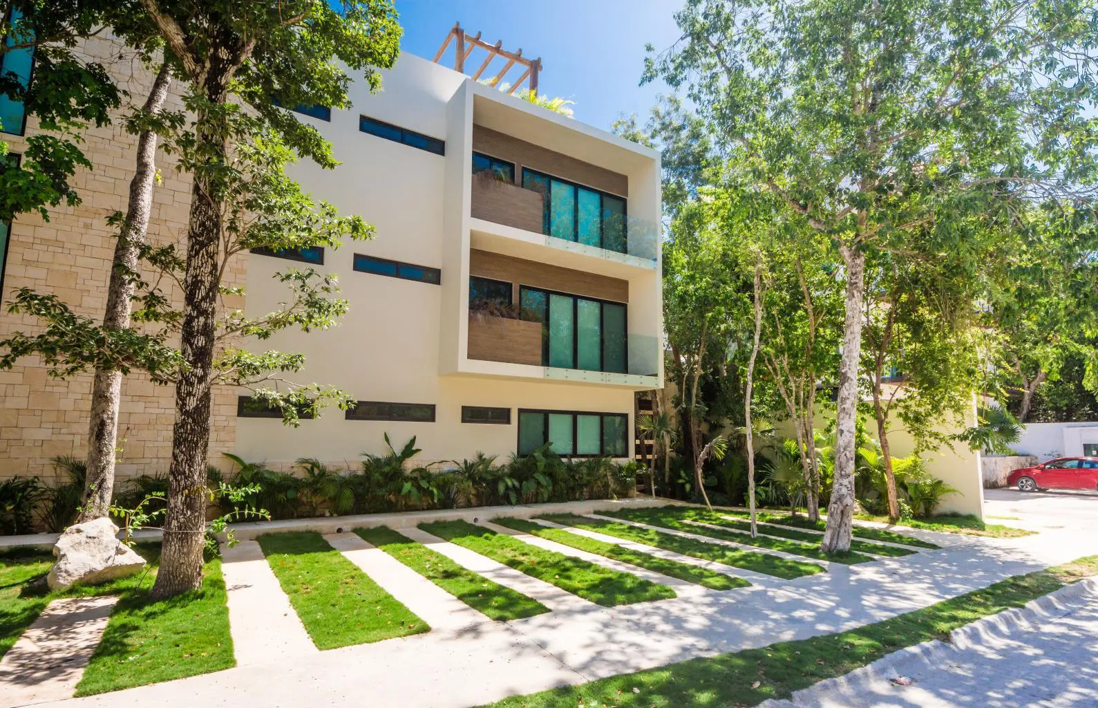 Stunning condos in gated community - Coastal Homes Riviera Maya