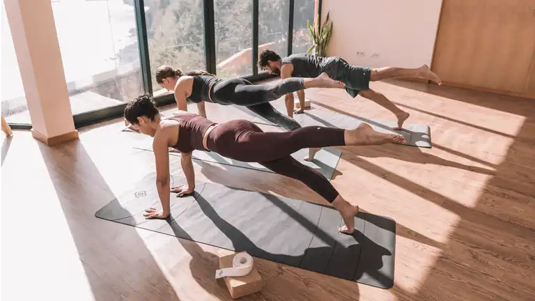 Come and test our new yoga mat at the Domyos Center in Marcq-en-Barœul ...