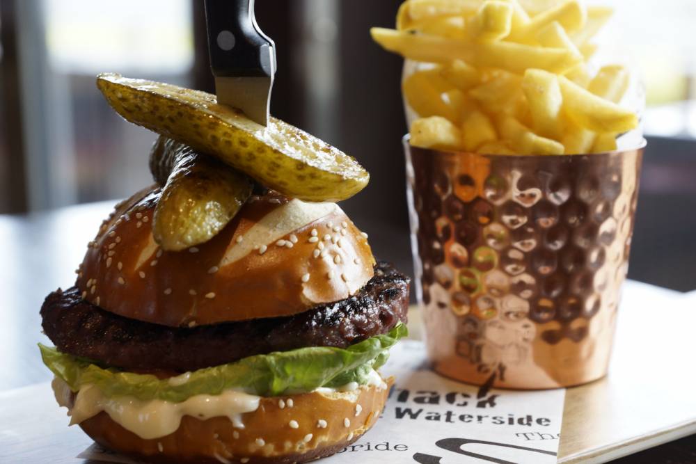 GG's Coffee Shop & Sports Lounge - Ayrshire and Arran