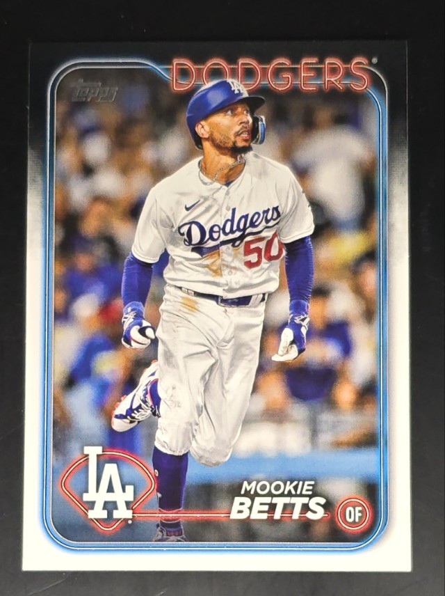 CollX: Scan sports cards to find out what they’re worth