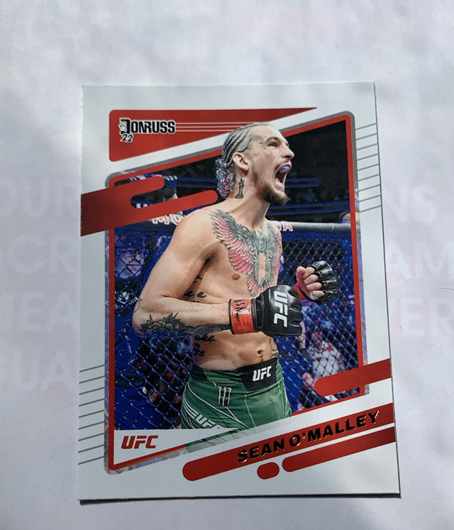 CollX: Scan sports cards to find out what they’re worth