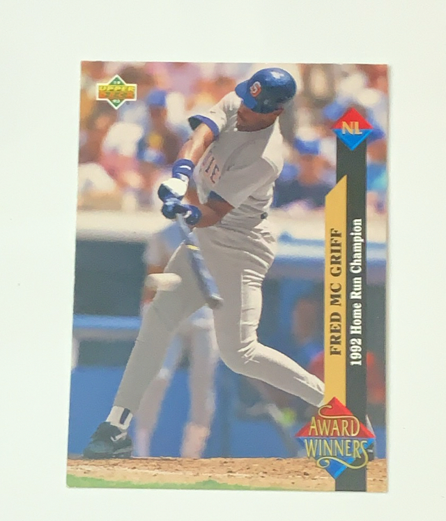 CollX: Scan sports cards to find out what they’re worth