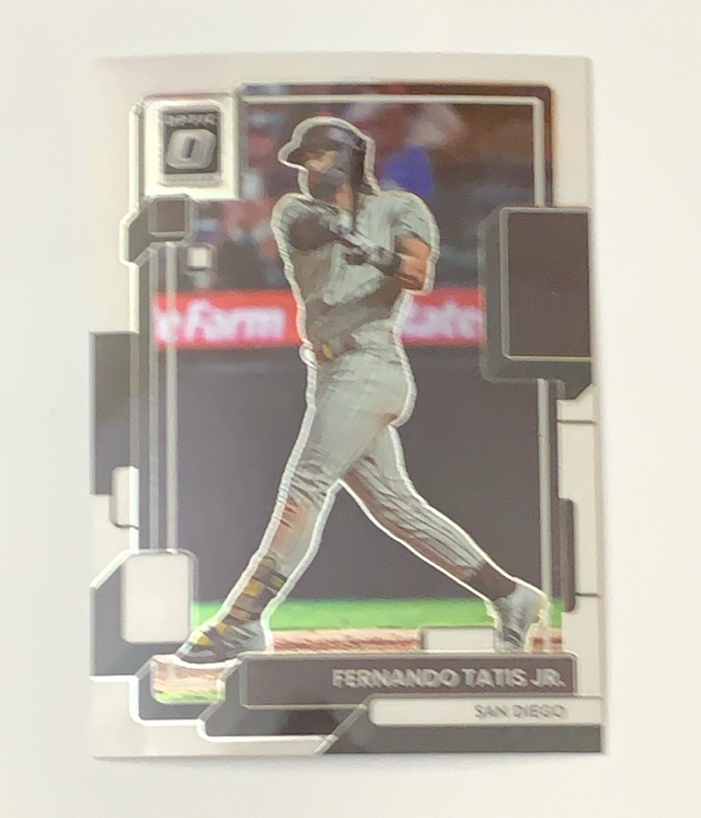 CollX: Scan sports cards to find out what they’re worth