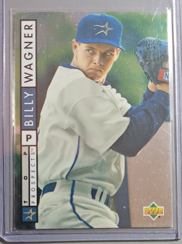 CollX: Scan sports cards to find out what they’re worth