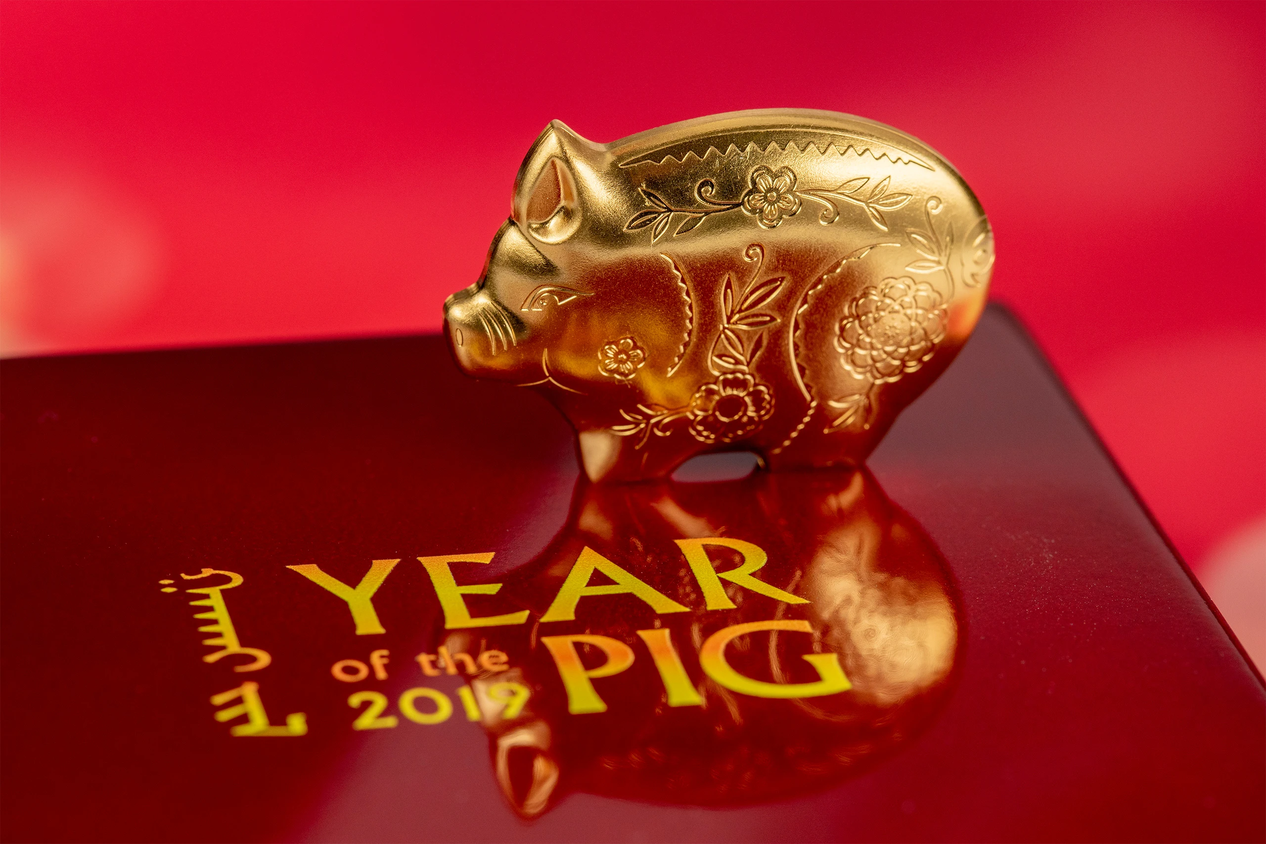 Gilded Jolly Pig