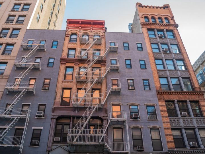 The Mobile Expandable Prefab House on Temu: A Smart Buy?