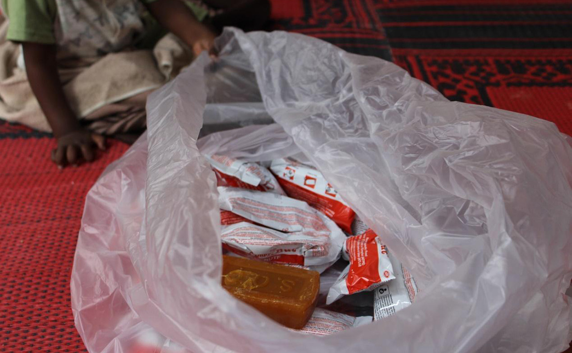 一包 Plumpy' nut 背後的故事：我如何從難民兒童，成為無國界醫生職員｜無國界醫生｜換日線