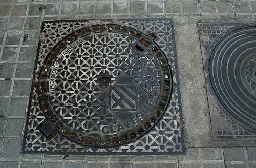 Manhole cover Labeled Image Dataset | images.cv