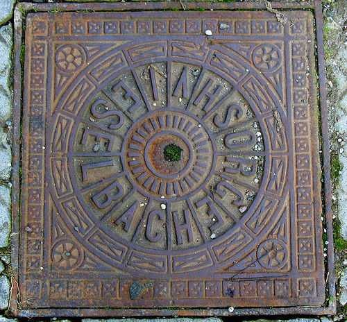 Manhole cover Labeled Image Dataset | images.cv