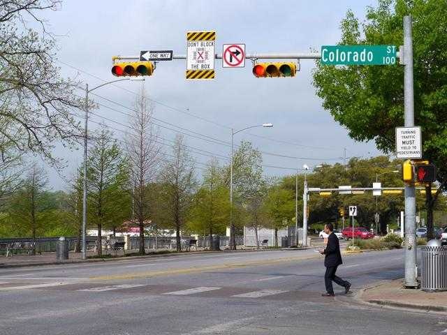 Traffic light Labeled Image Dataset | images.cv