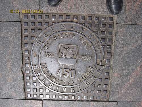 Manhole cover Labeled Image Dataset | images.cv