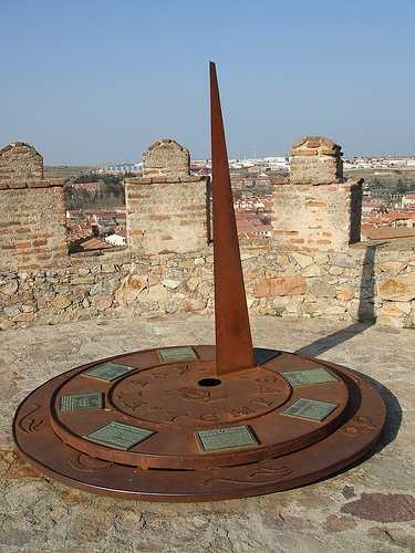 Sundial Labeled Image Dataset | images.cv