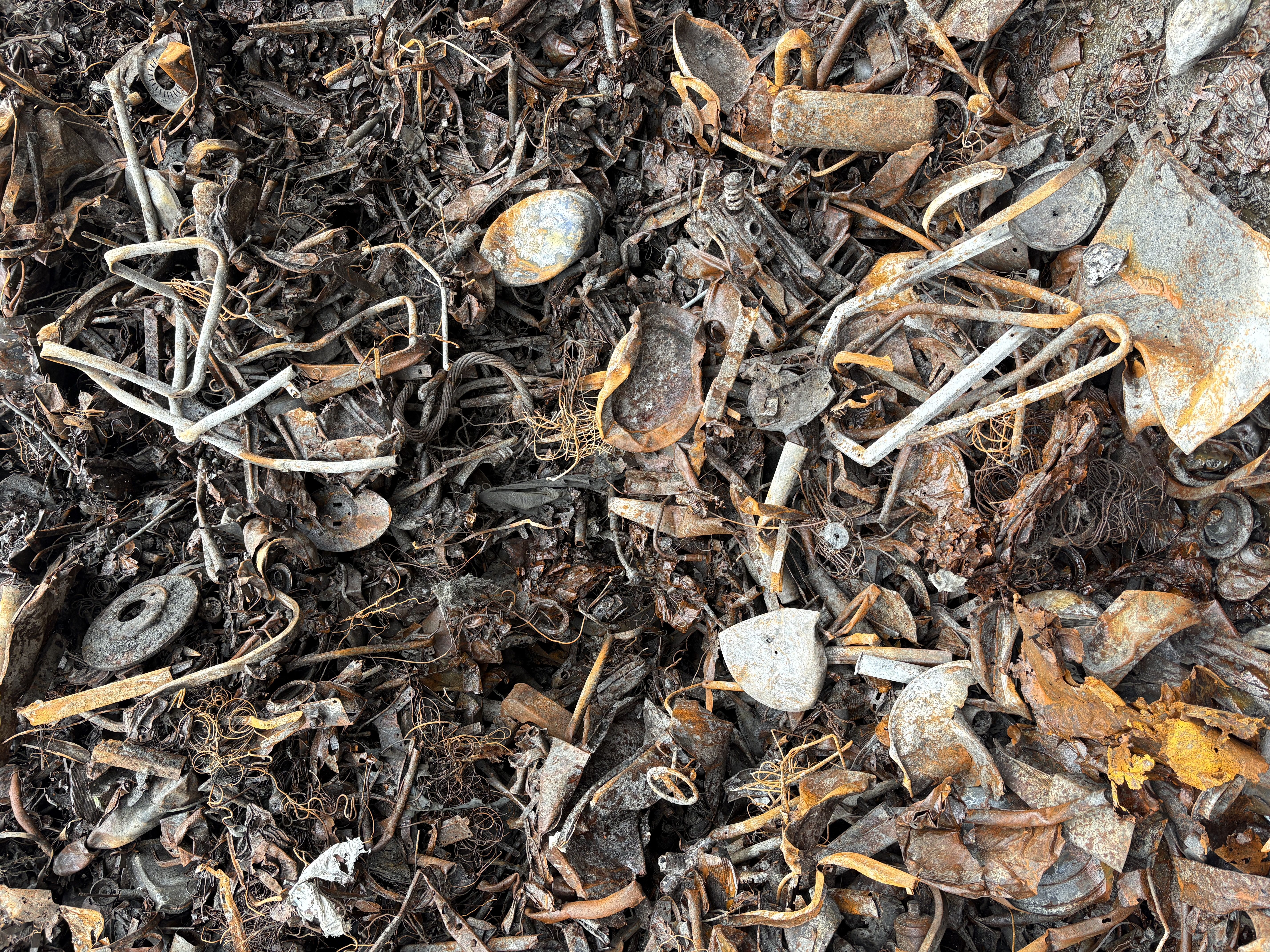 Metal scrap from waste incineration 10-400mm — Cyrkl