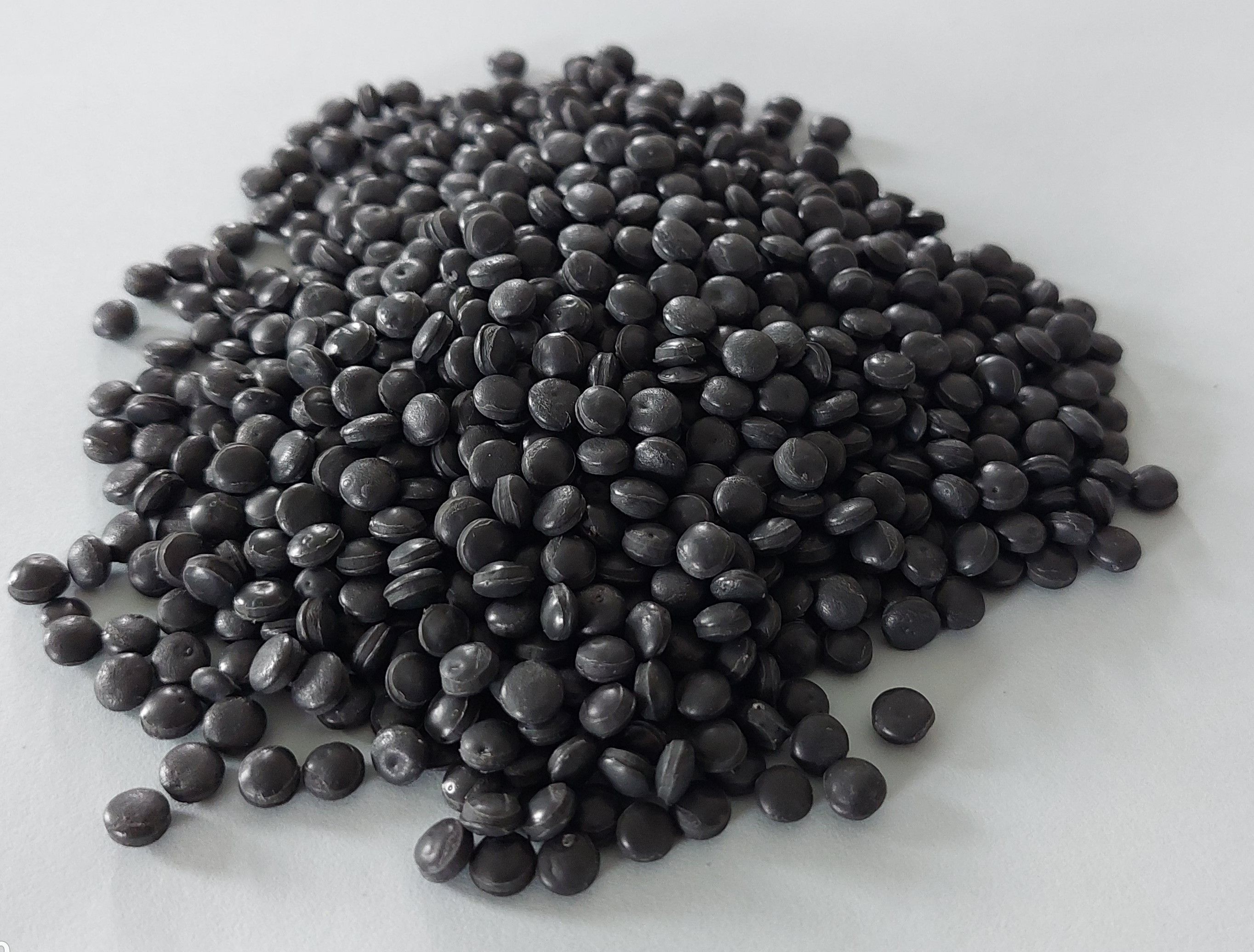 HDPE regranulate - RETEK HDPE 25/40 - very clean — Cyrkl
