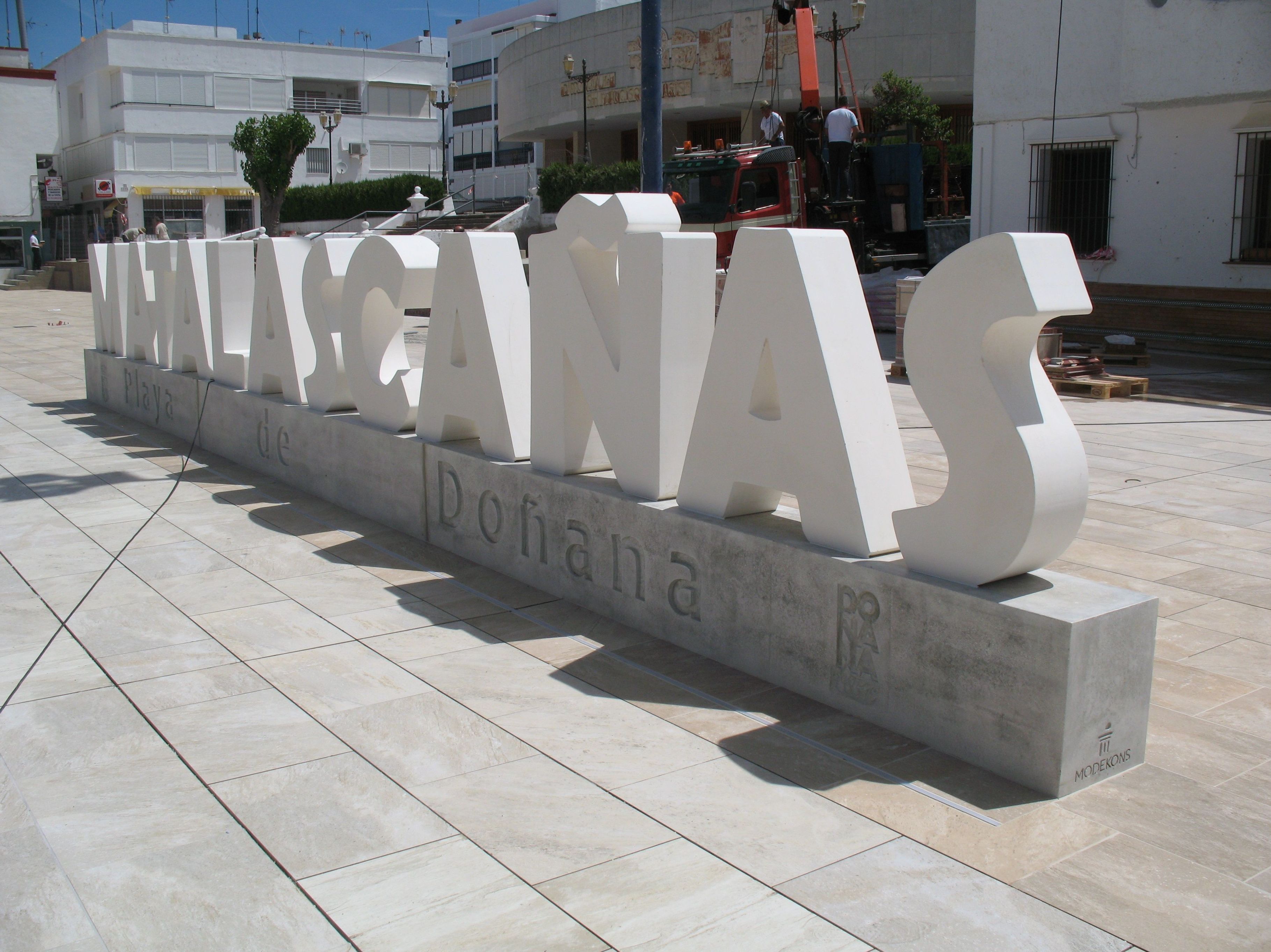Letras Monumentales
