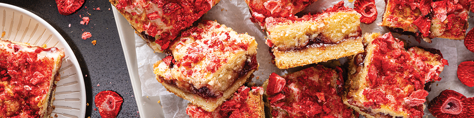 Strawberry Shortbread Bars Recipe | {{SiteName}} - Price Rite