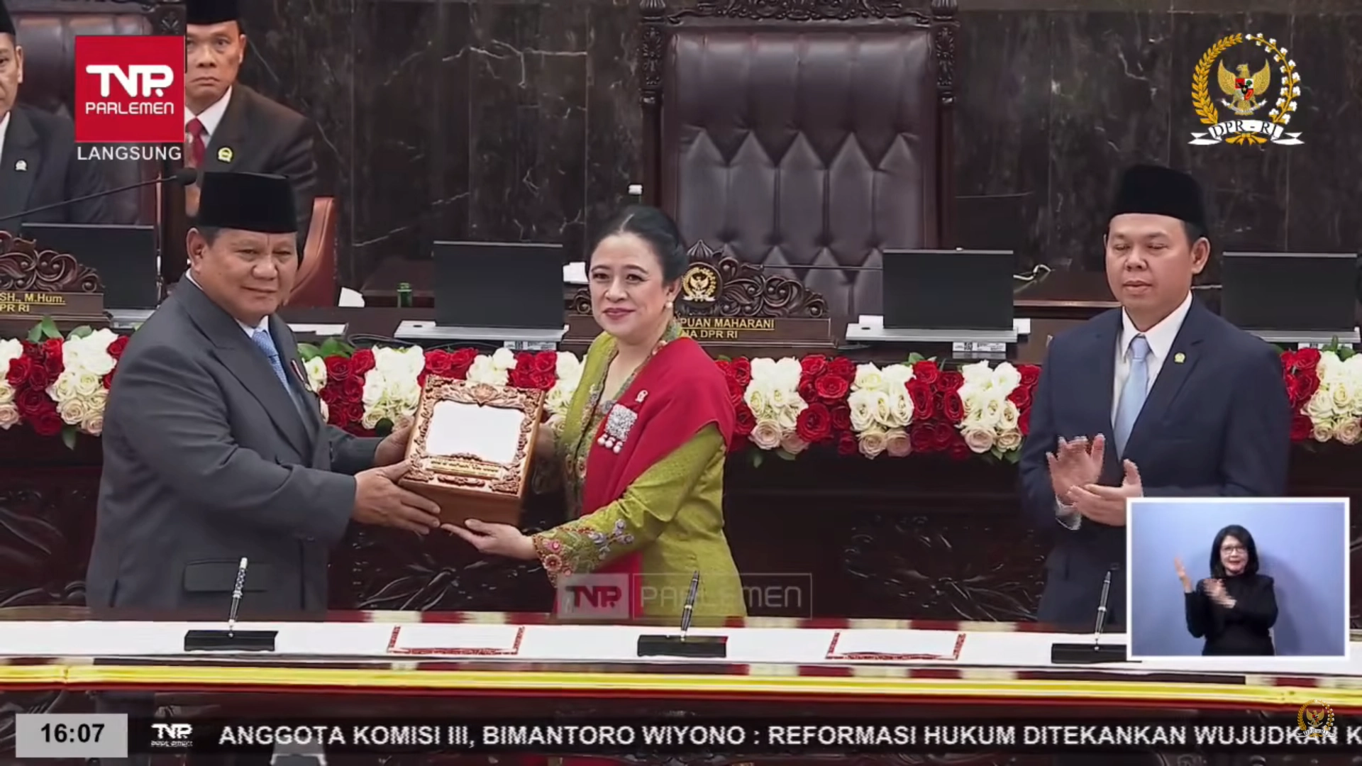 Prabowo Resmi Serahkan RAPBN 2026 dan Nota Keuangannya kepada DPR