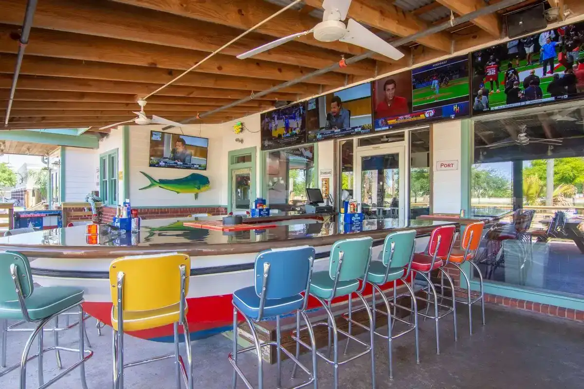Sam's Boat - Pearland