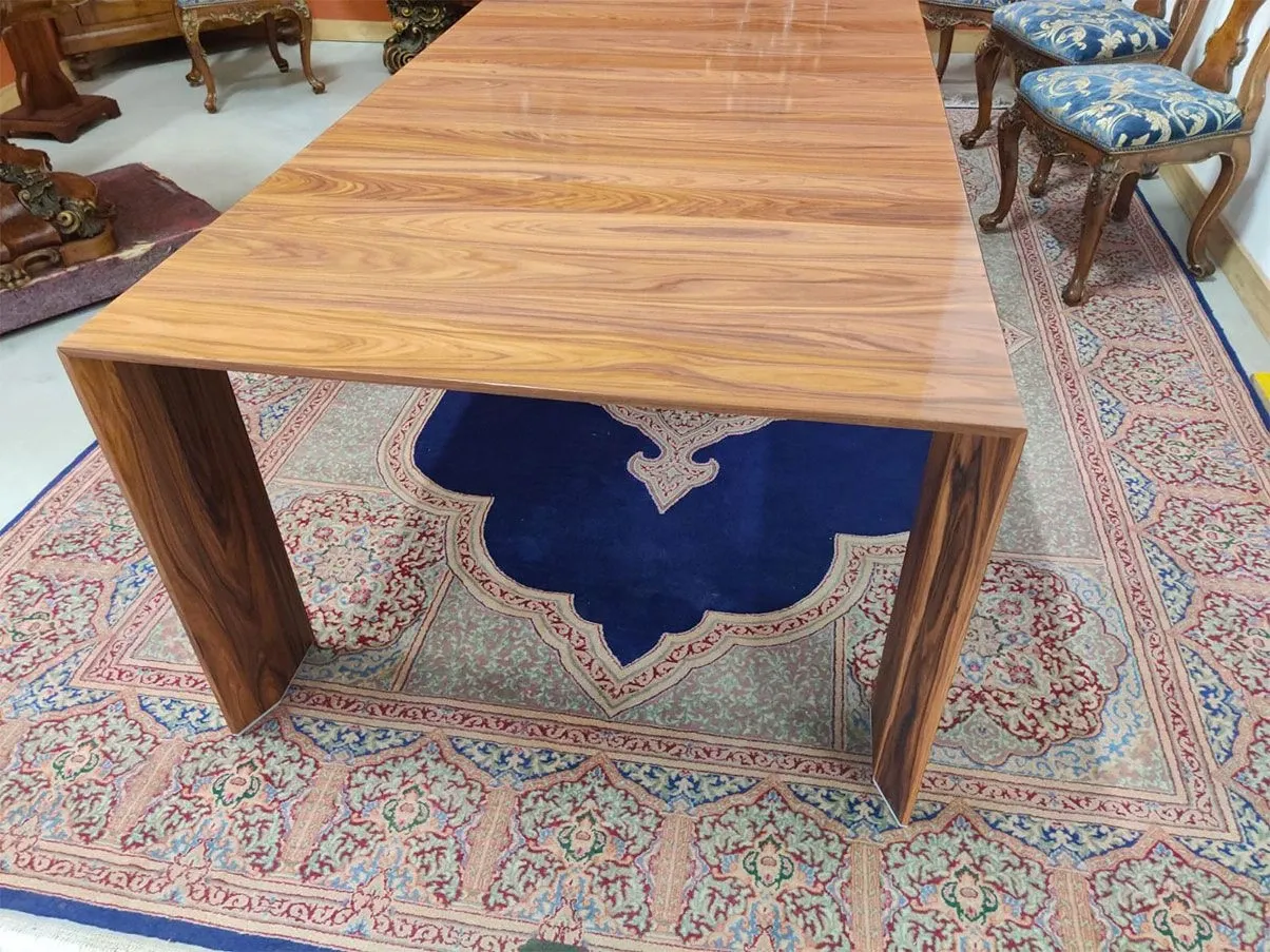 El Dom rectangular table in Santos Rosewood, Cassina | Deesup