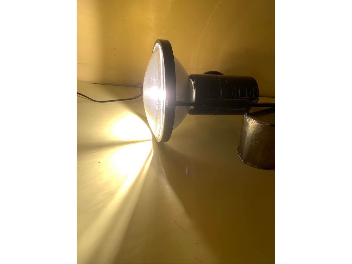 Vintage black spotlight (1970s), Guzzini | Deesup