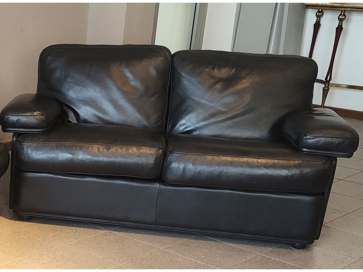 Divano Petronio vintage (anni'70), Poltrona Frau | Deesup